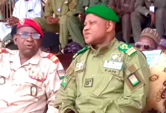 Région: Tahoua accueille son nouveau Gouverneur, le Colonel-major ...